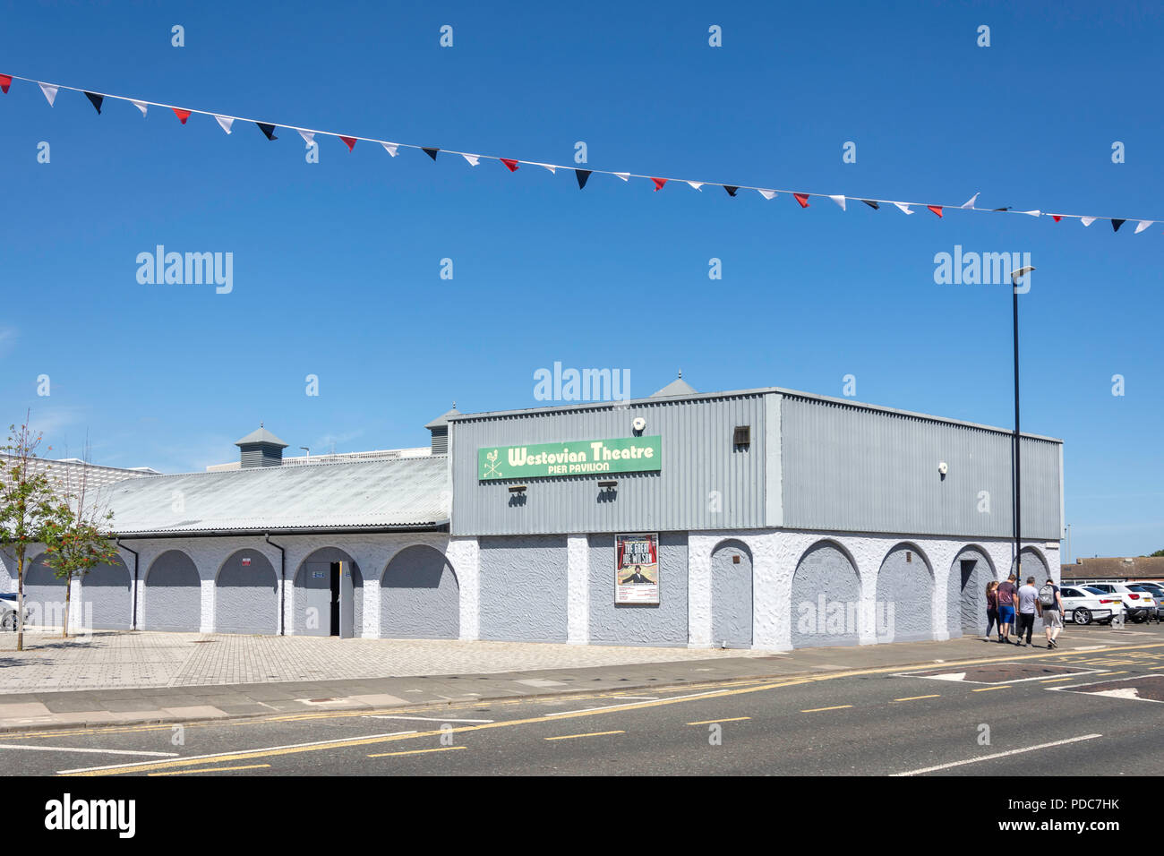 South shields theatre hi-res stock photography and images - Alamy