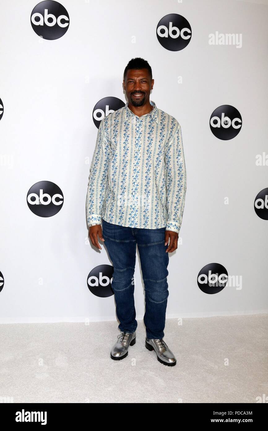 Beverly Hills, CA. 7th Aug, 2018. Deon Cole at arrivals for Disney ABC ...