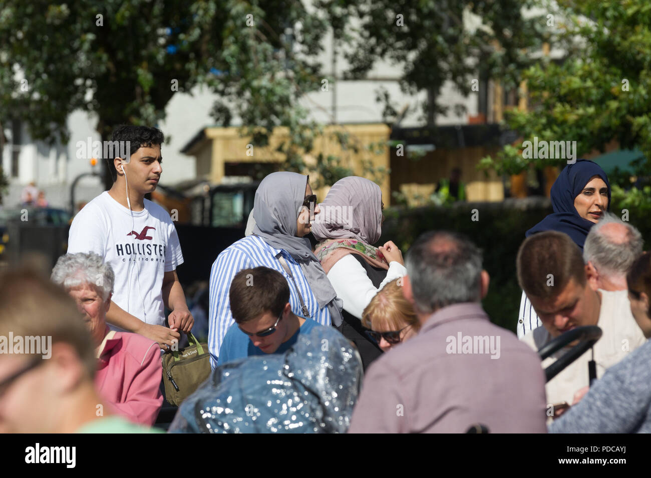 Al niqab hi-res stock photography and images - Alamy