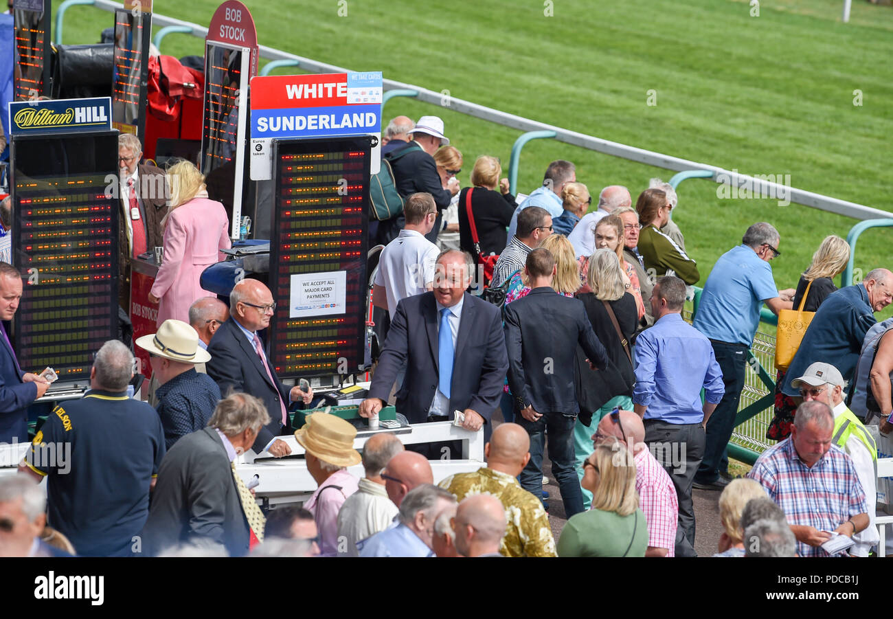 On course bookmaker hi-res stock photography and images - Alamy