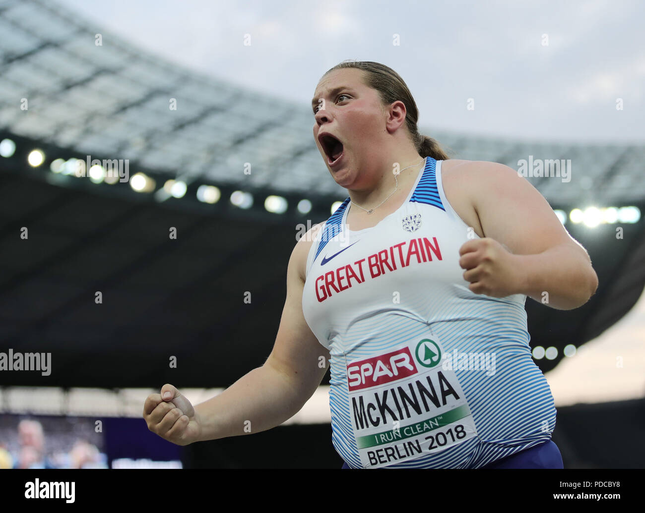 Sophie mckinna hi-res stock photography and images - Alamy