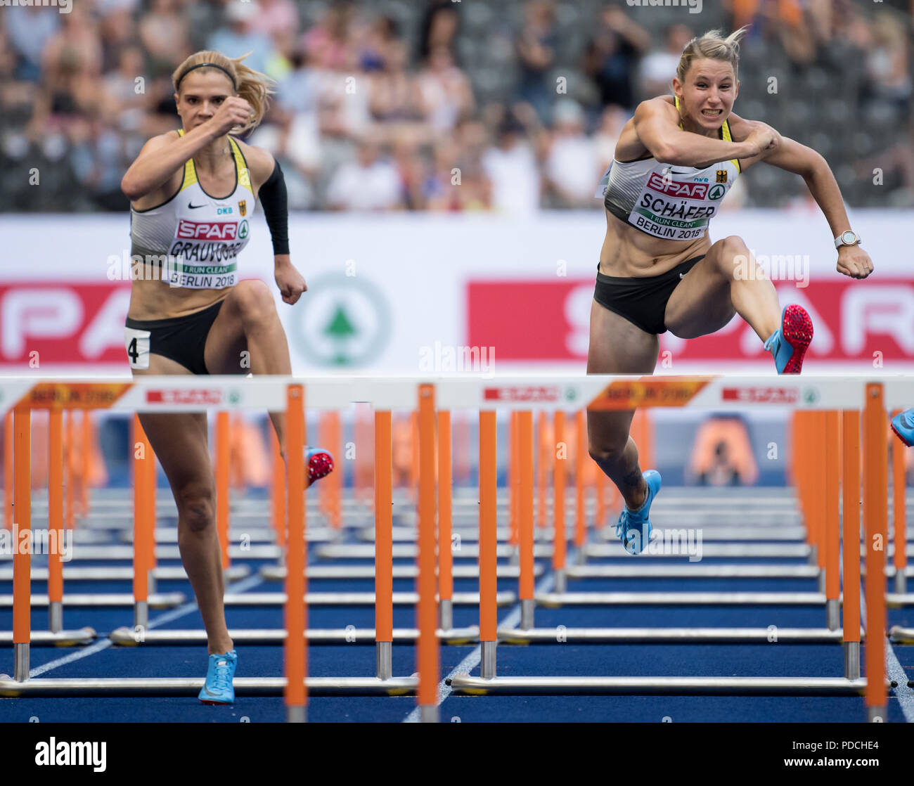 Louisa grauvogel hi-res stock photography and images - Alamy