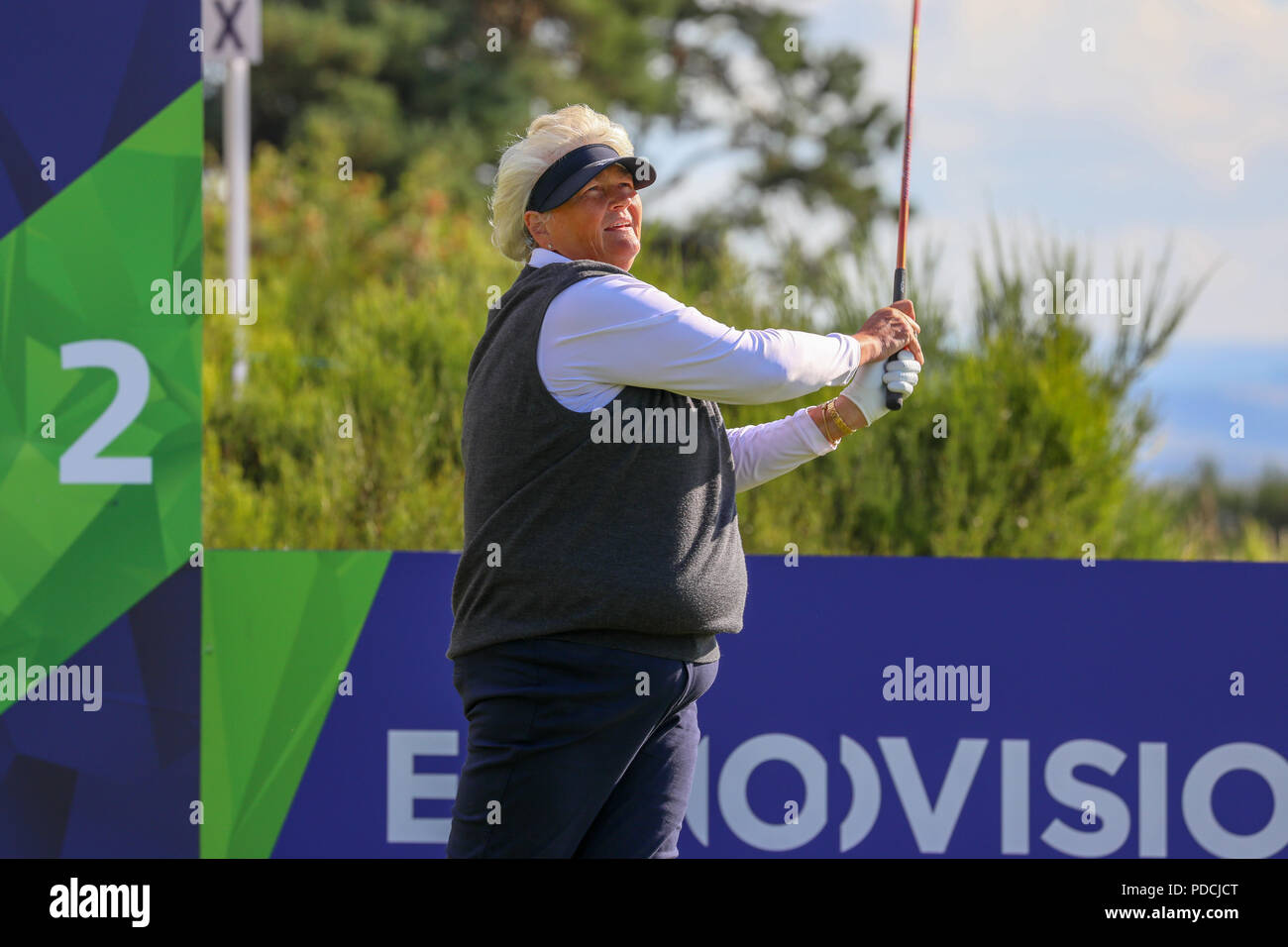 Laura davies hi-res stock photography and images - Alamy