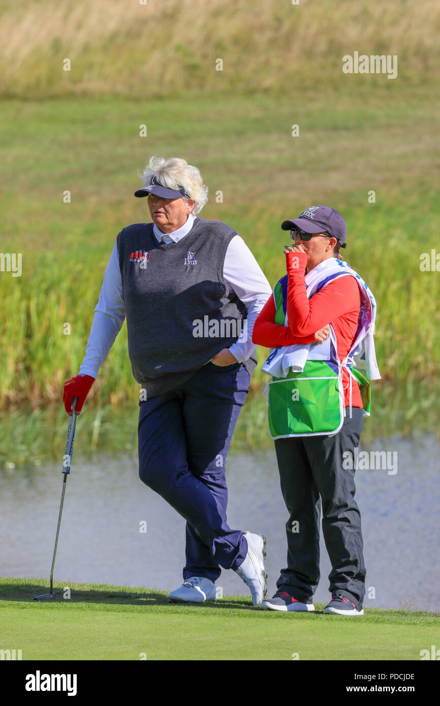 Laura davies hi-res stock photography and images - Alamy