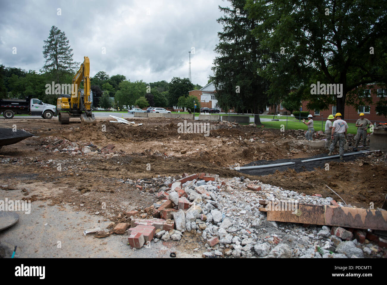 Airmen assigned to the 124th Civil Engineer Squadron, Gowen Field ...