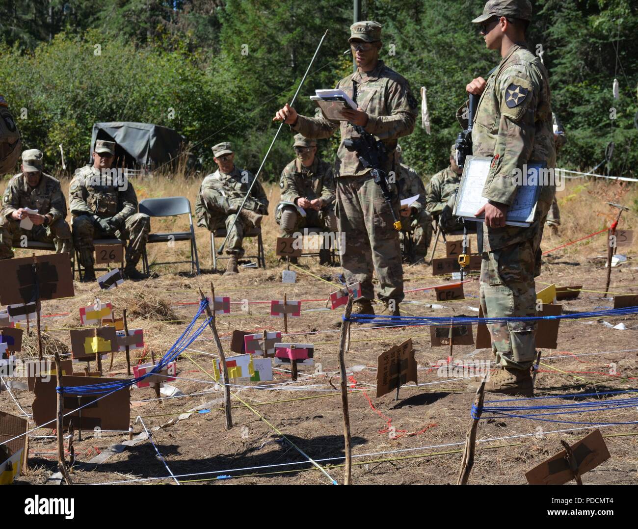 Emergency deployment readiness exercise courage ready 18 02 hi-res ...