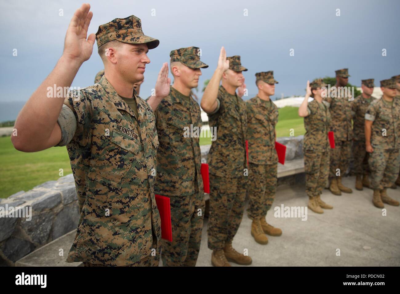 Lieutenant general nicholson hi-res stock photography and images - Alamy