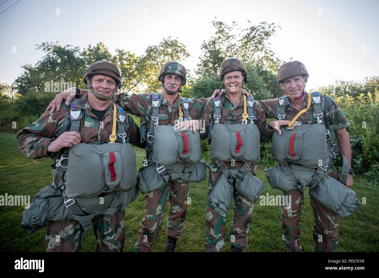 South african paratrooper hi-res stock photography and images - Alamy