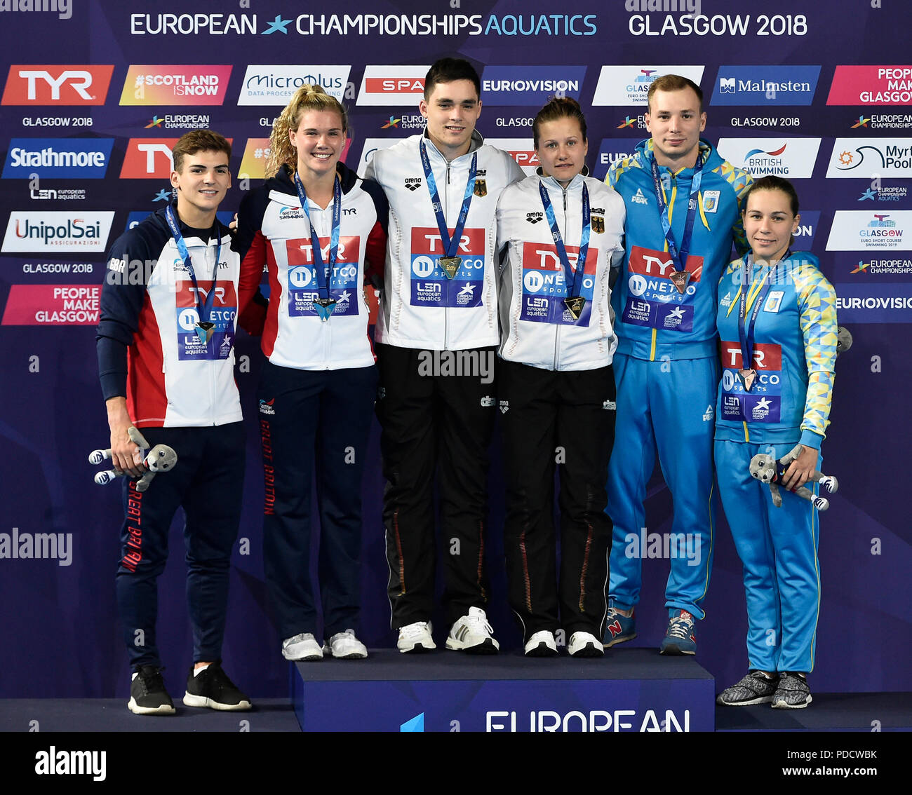 Great Britain's Ross Haslam and Grace Reid (silver) Germany's Lou ...