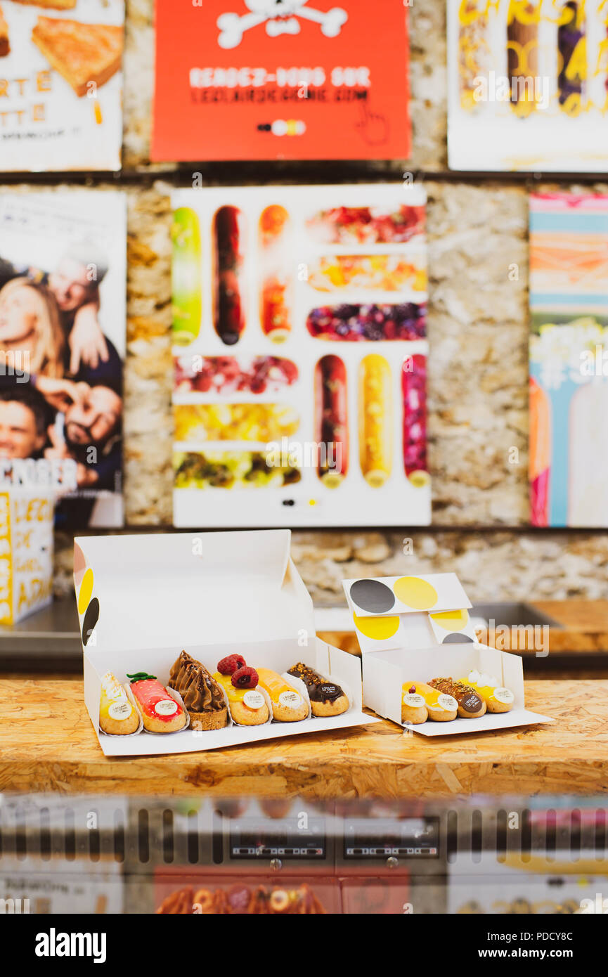 The colourful eclairs at L'Eclair de Genie in Paris, France Stock Photo ...