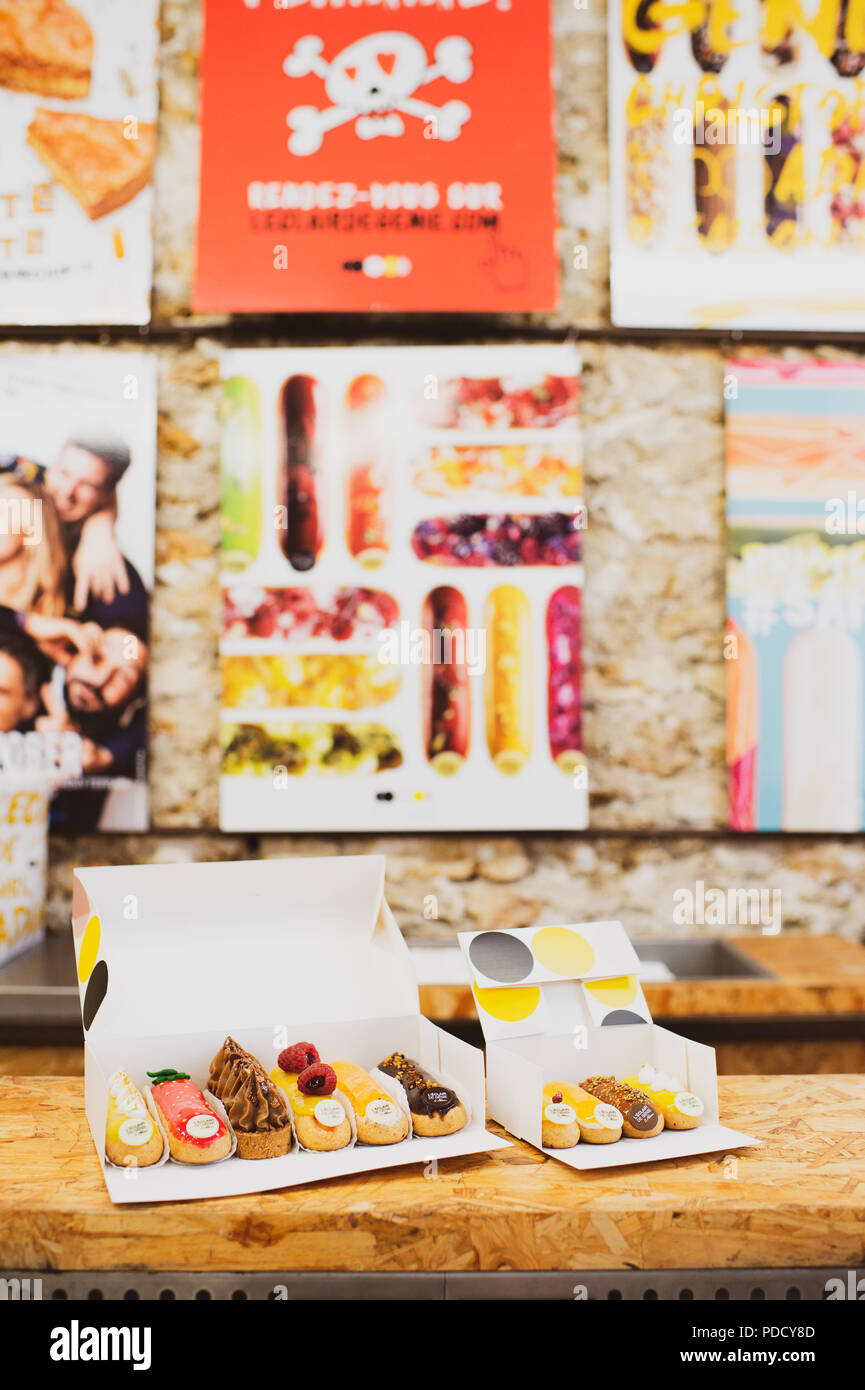 The colourful eclairs at L'Eclair de Genie in Paris, France Stock Photo ...