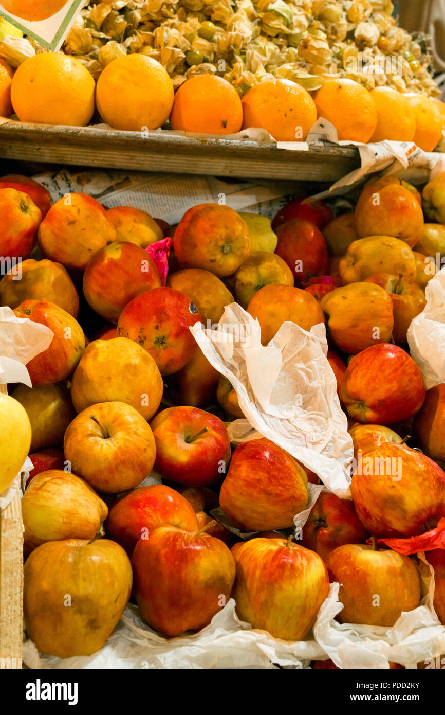 mixed rotten color bad apple in market Stock Photo - Alamy