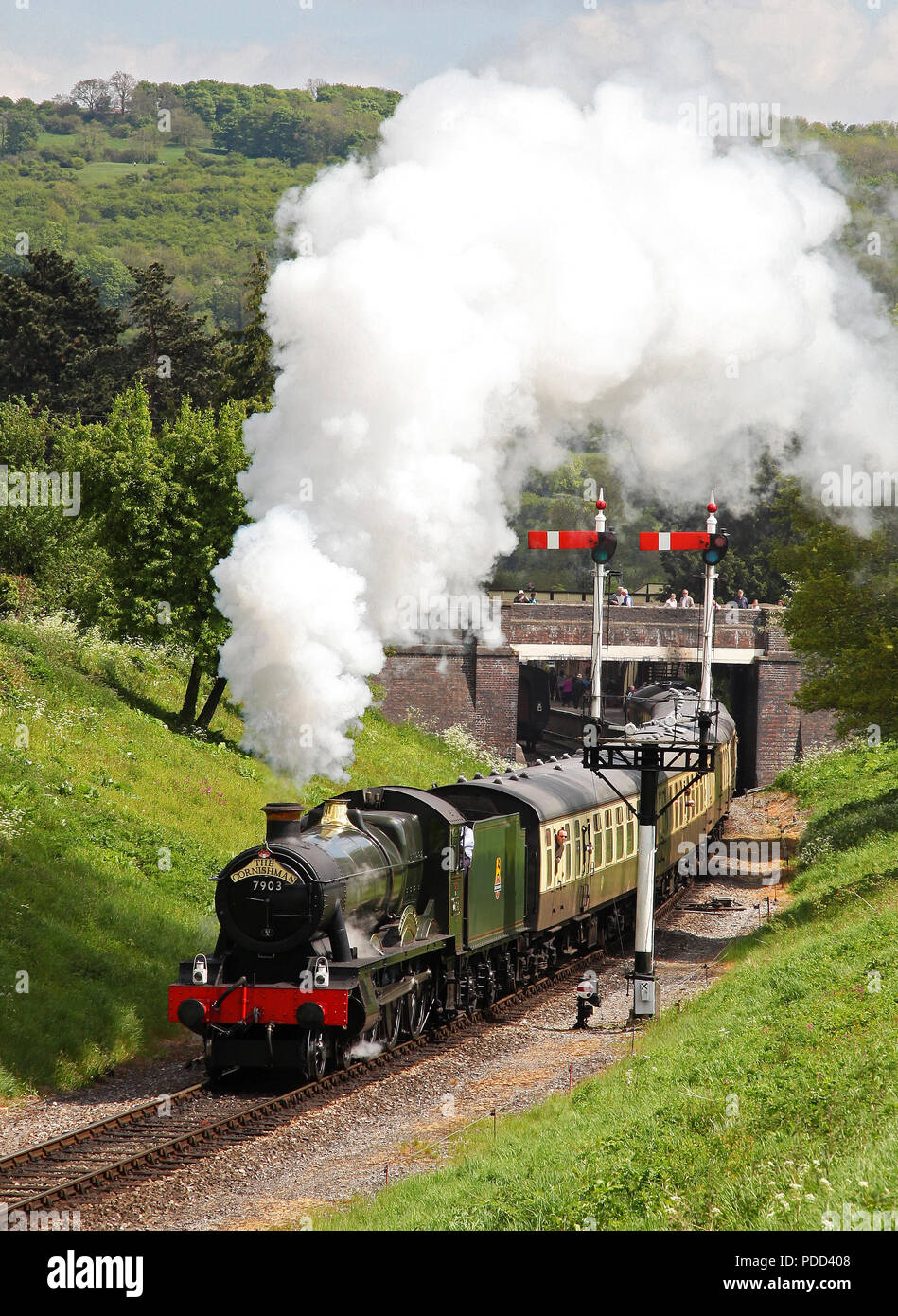 Gwr hall class hi-res stock photography and images - Alamy