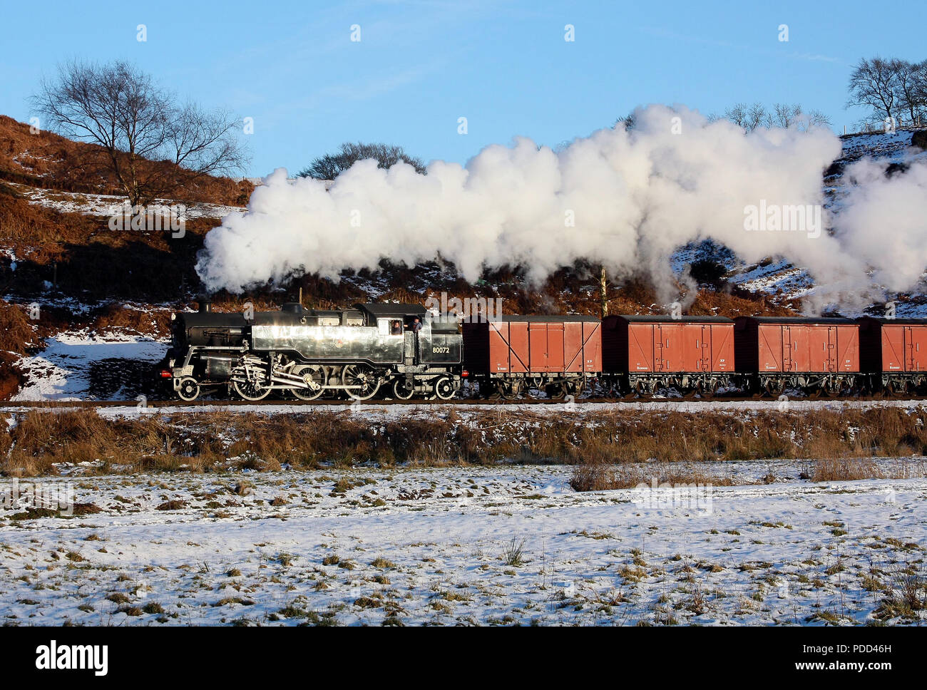 Standard Tank 80072 approaches Cheddleton on the Churnet Valley Railway ...