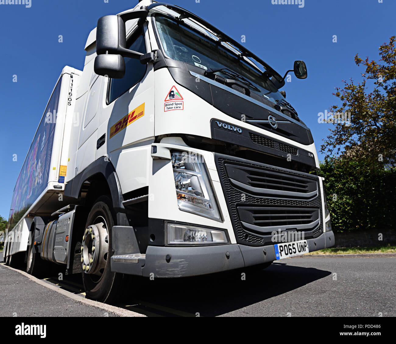 Volvo delivery truck hi-res stock photography and images - Alamy