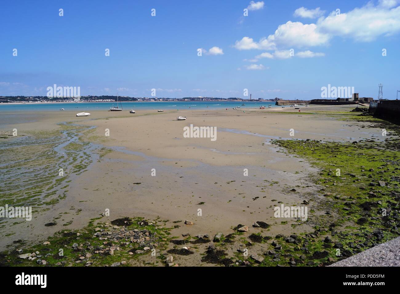 Jersey st helier beach hi-res stock photography and images - Alamy