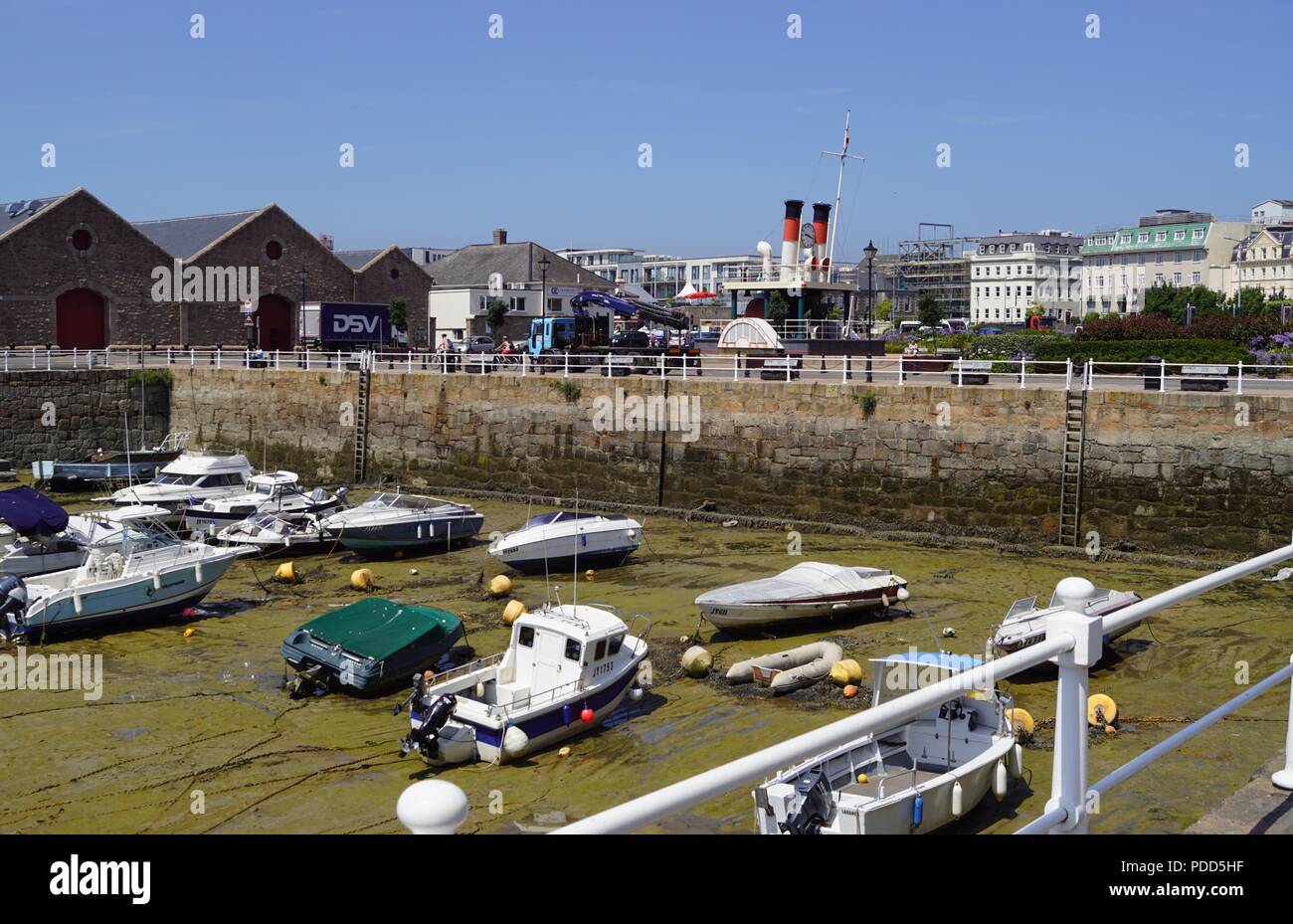 St helier town hi-res stock photography and images - Alamy