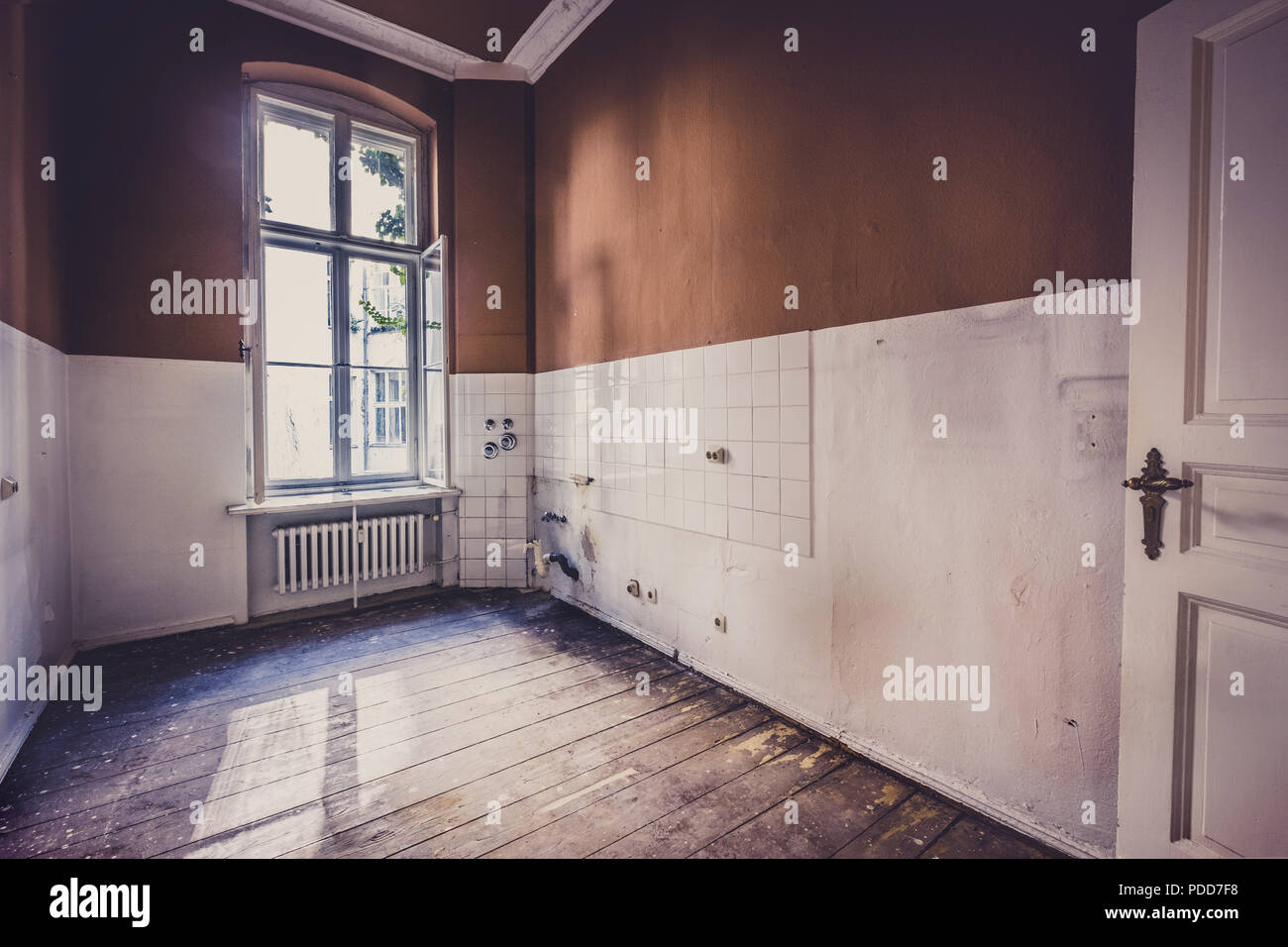 old kitchen room before renovation - run down apartment interior Stock ...