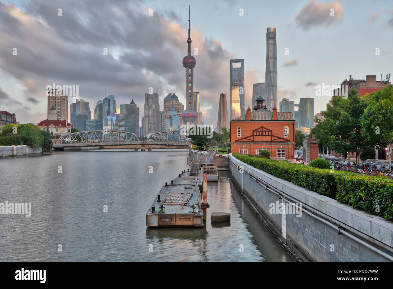 Suzhou River and landmark buildings (Oriental Pearl Tower) at Pudong in ...