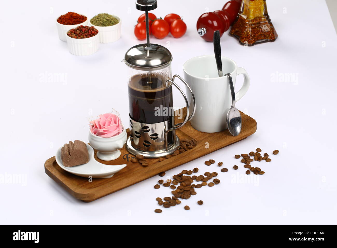 French press and coffee cup Stock Photo - Alamy