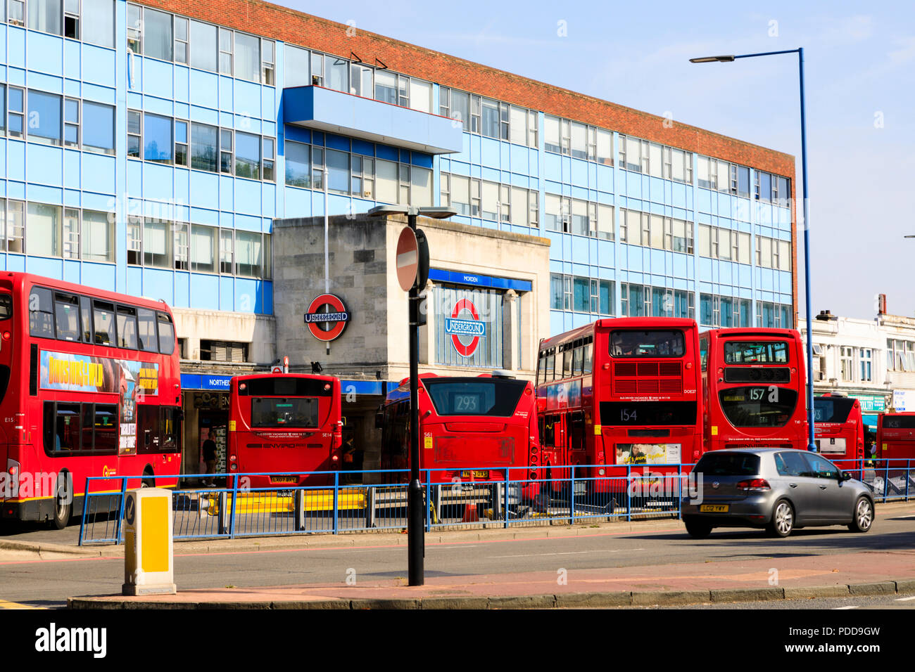 Morden Tube Station Stock Photos & Morden Tube Station Stock Images - Alamy