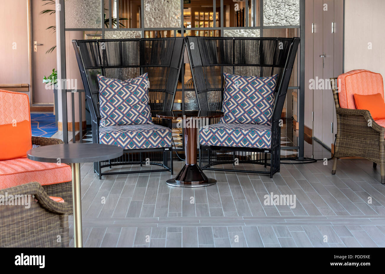 Cunard cruise ship interior hi-res stock photography and images - Alamy