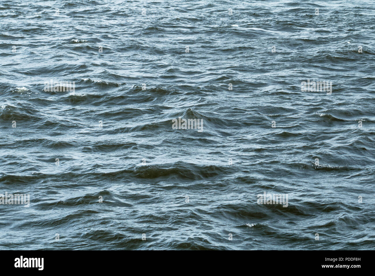 Waves low angle hi-res stock photography and images - Alamy