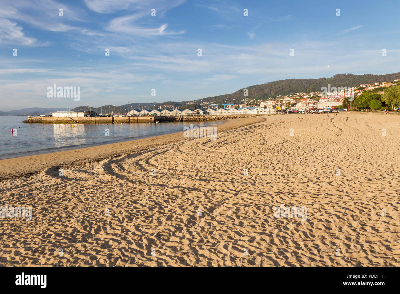 Banda do Rio beach in Bueu city Stock Photo - Alamy