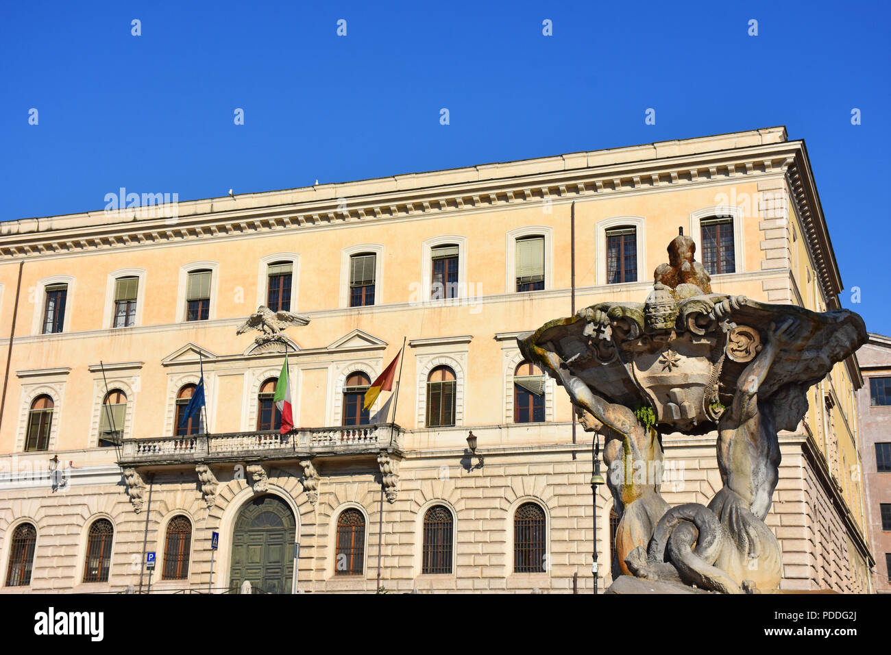 Italy, Rome, square of the mouth of truth, fountain of tritons, view ...