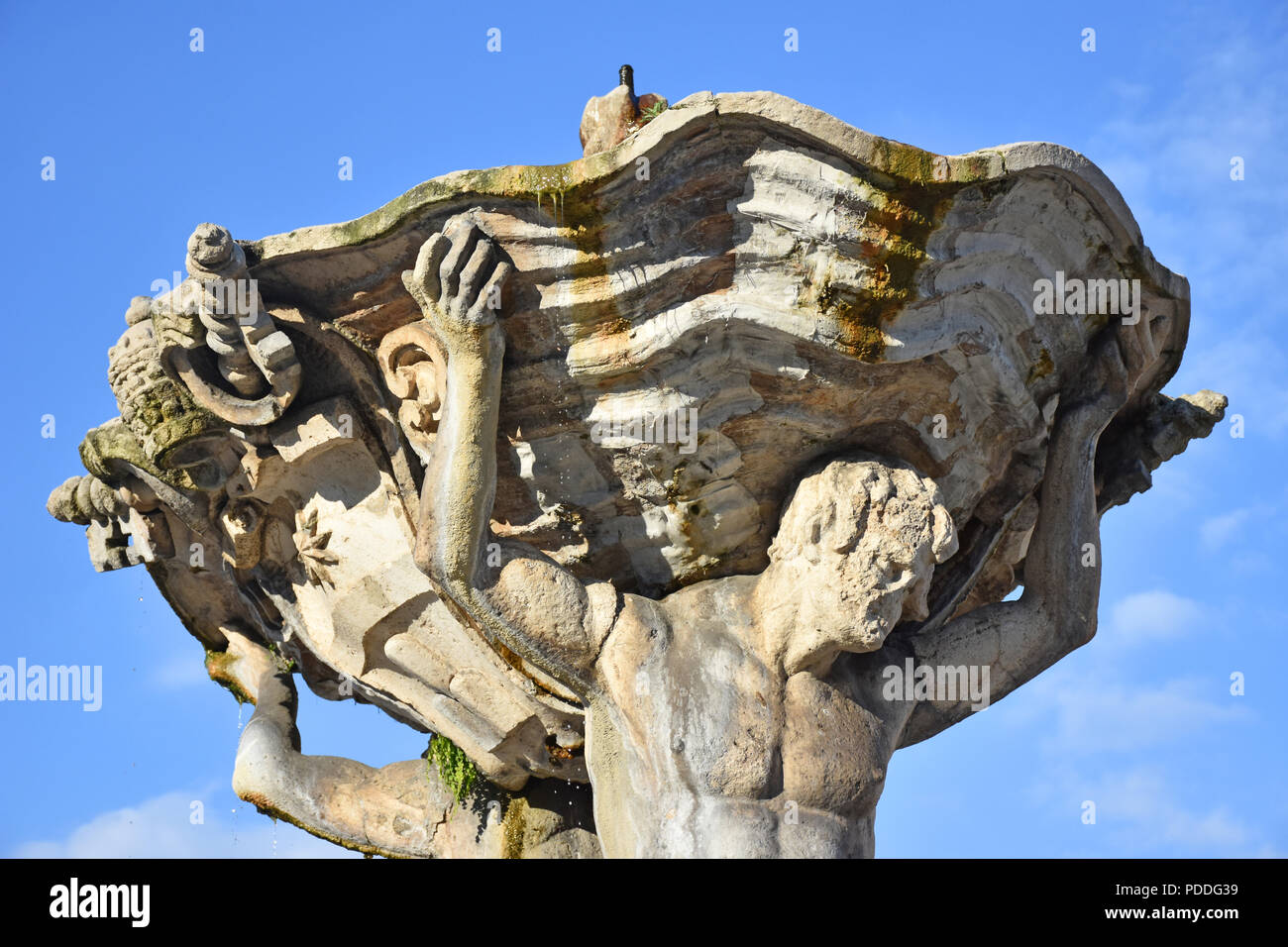 Italy, Rome, square of the mouth of truth, fountain of tritons, view ...