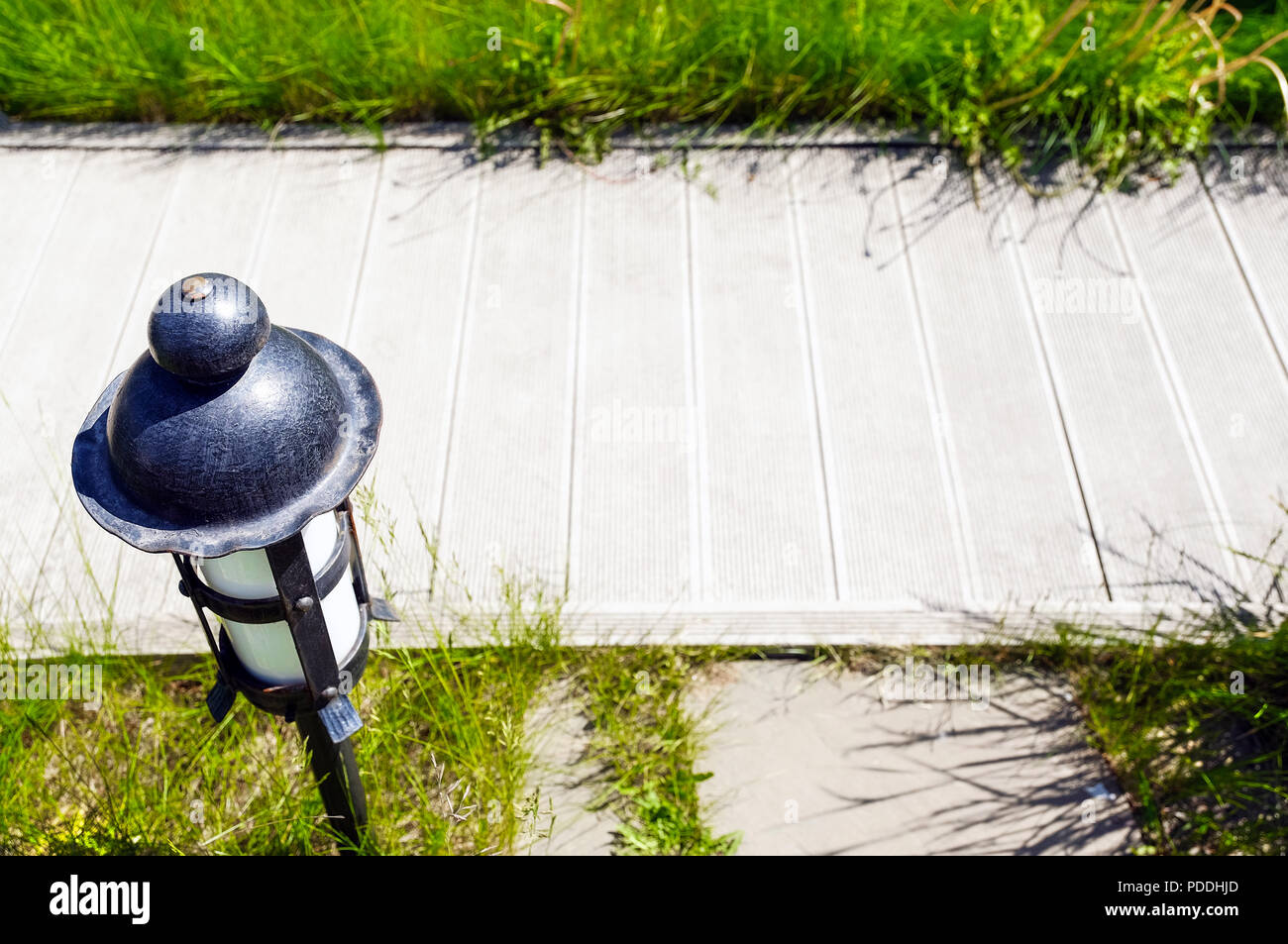 landscape lights at the footpath. White light Stock Photo - Alamy