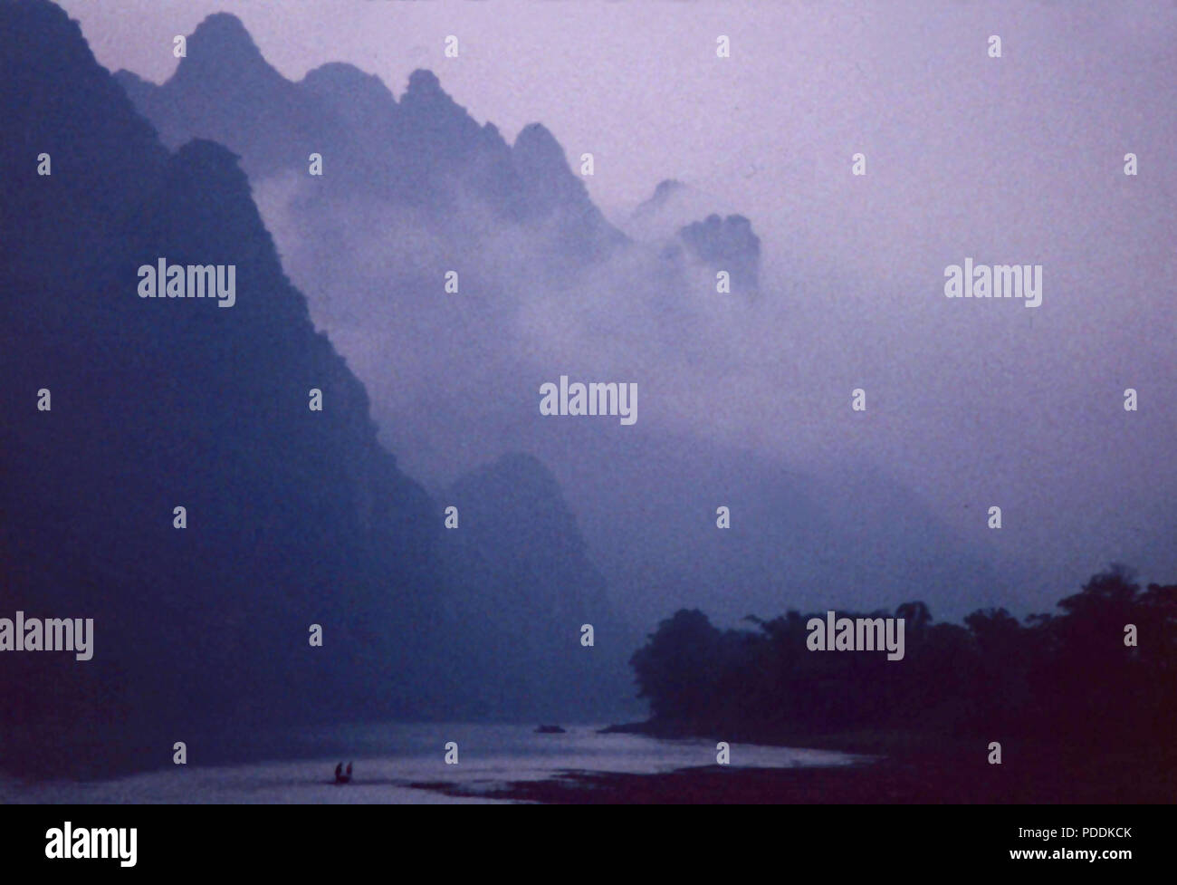 Guilin li river hi-res stock photography and images - Alamy