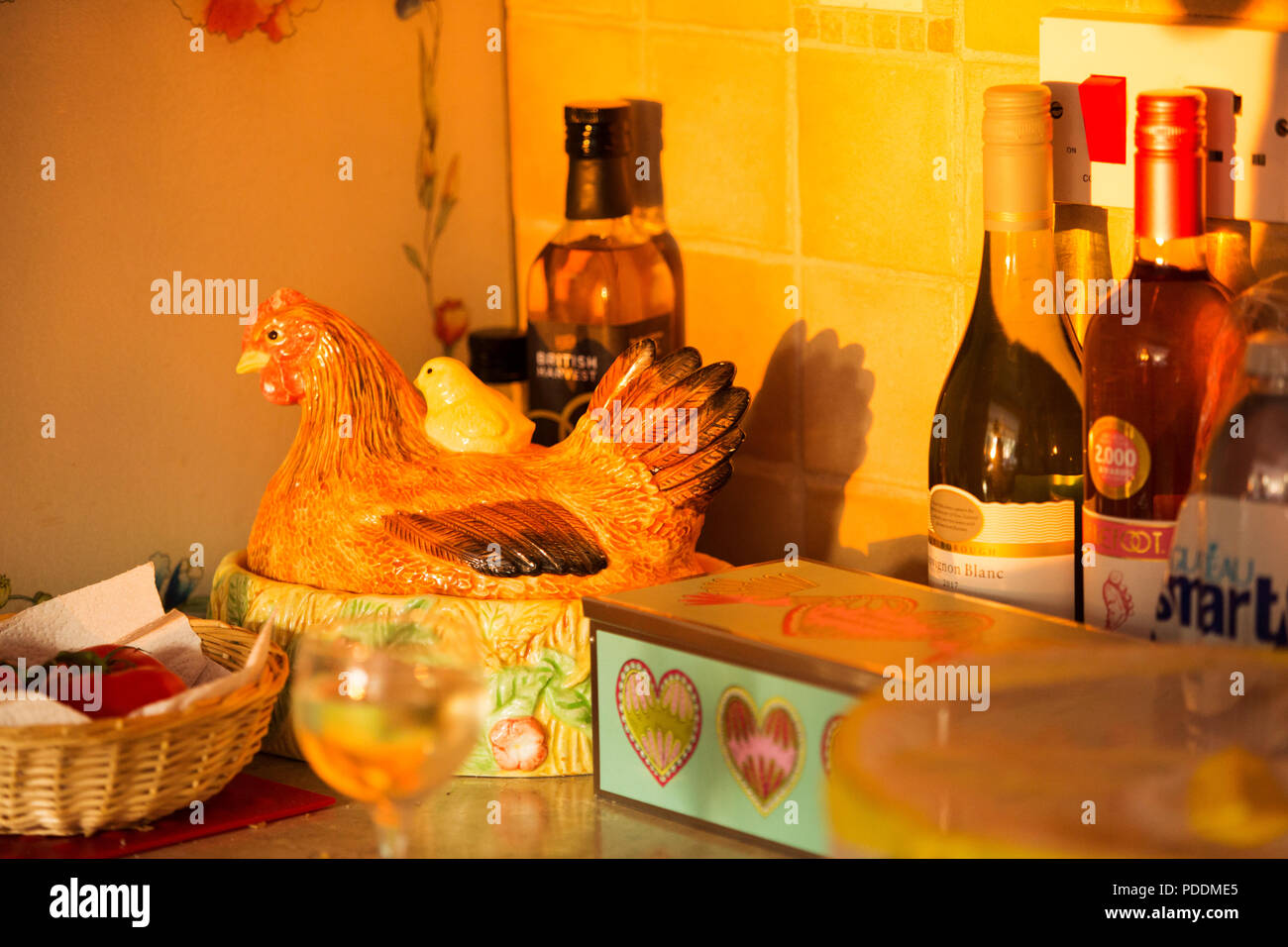 Warm light shining through a kitchen window at sunset Stock Photo - Alamy