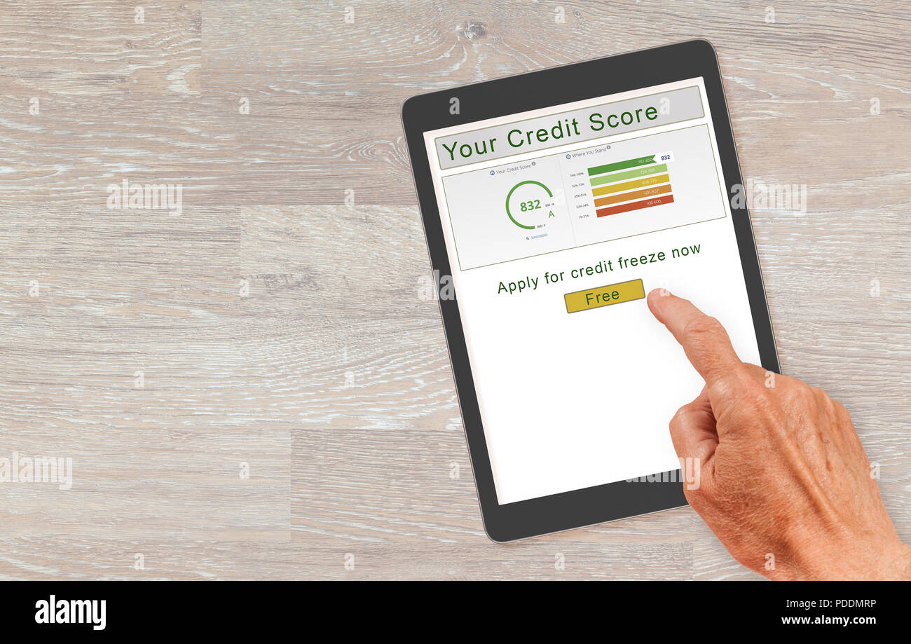Credit score computer hi-res stock photography and images - Alamy