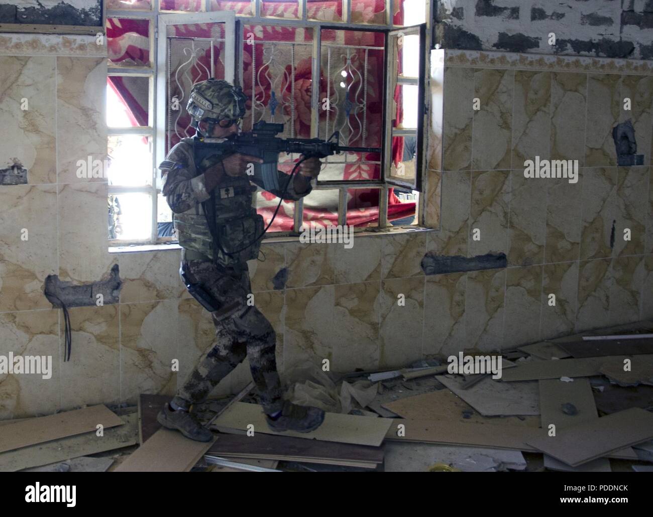 Members iraqi special operations isof hi-res stock photography and ...