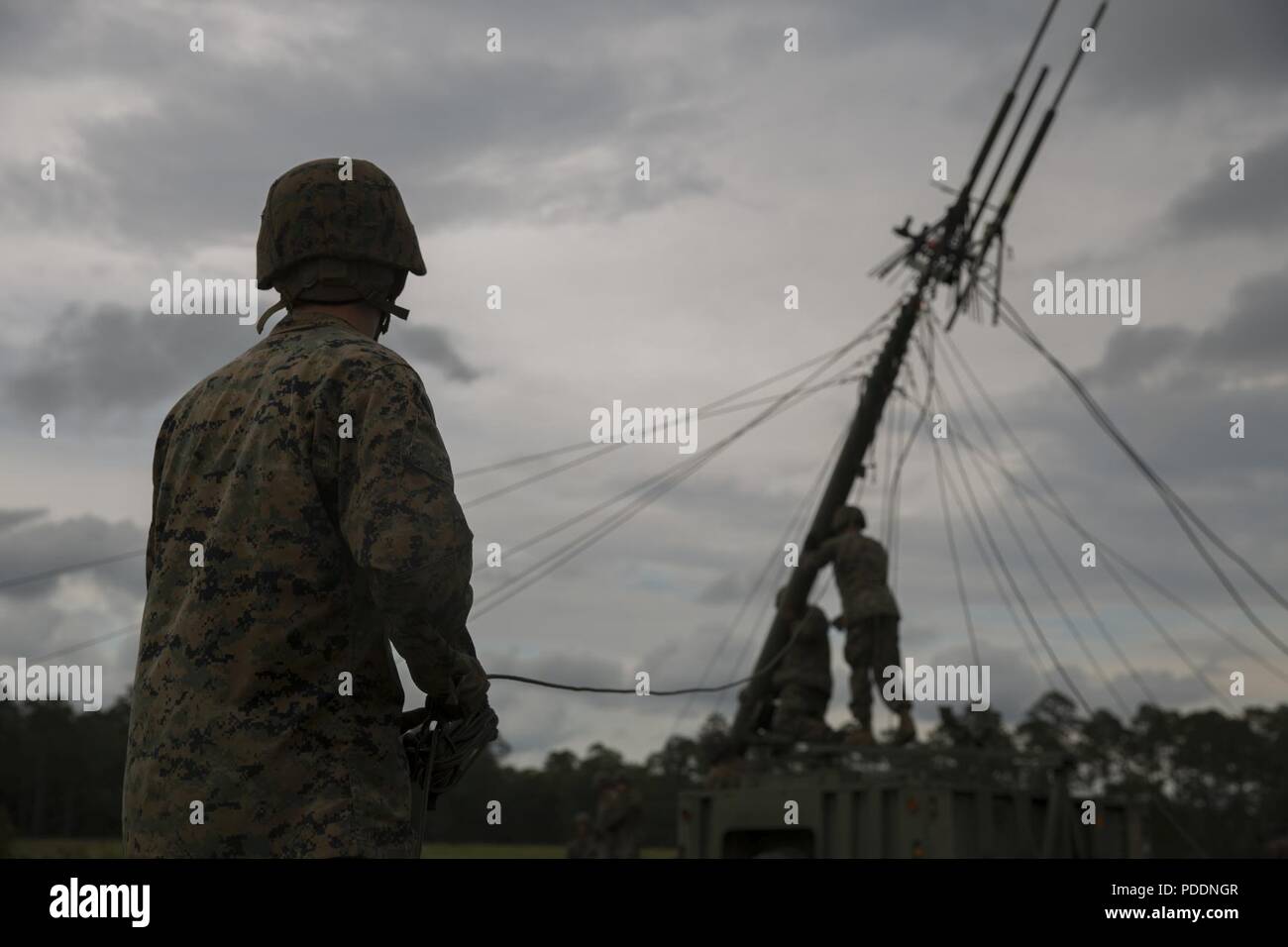 U.S. Marines with Headquarters and Service Company, 2nd Assault ...