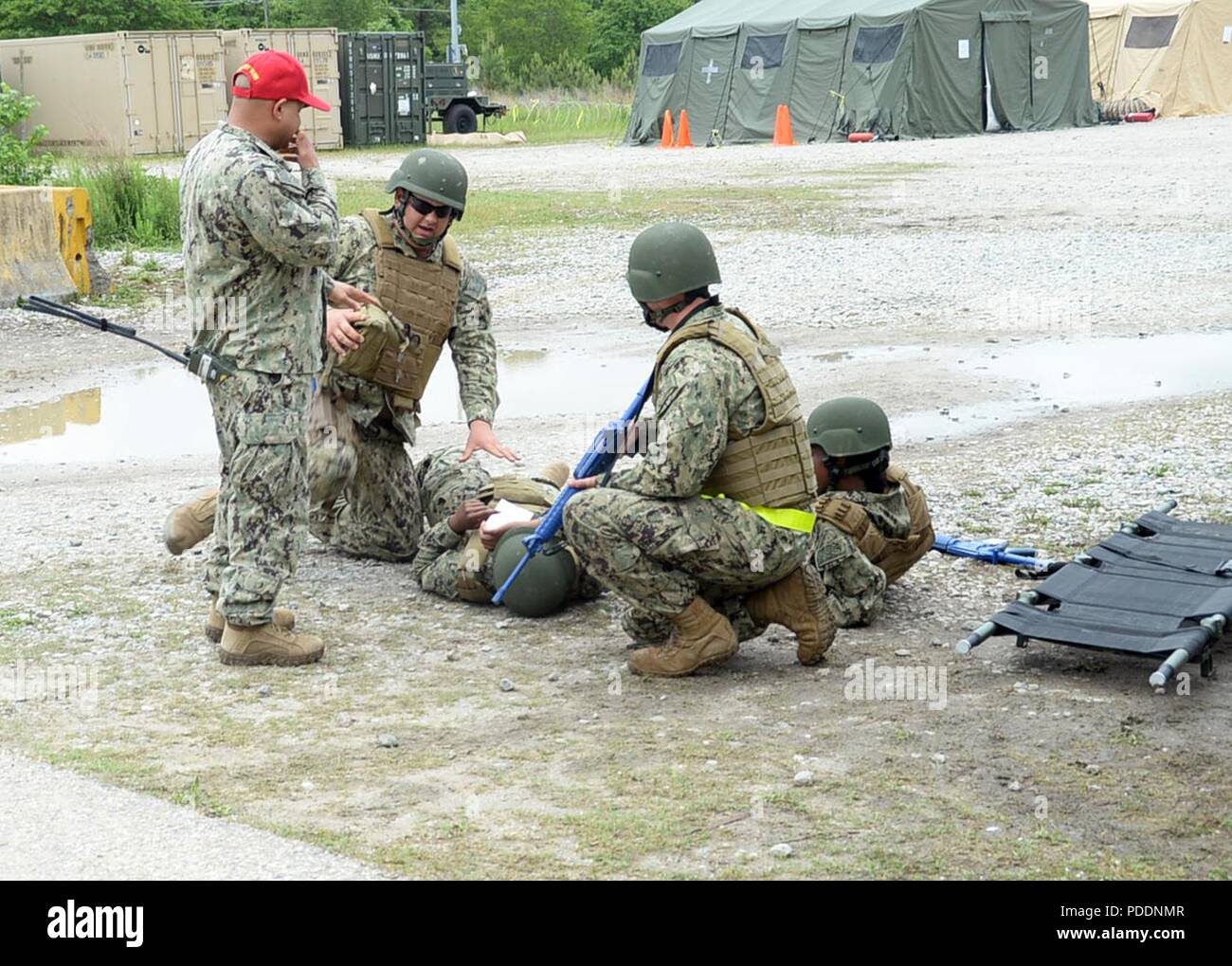 WILLIAMSBURG, Va (May 17, 2018) - Reserve component Sailors, attached ...