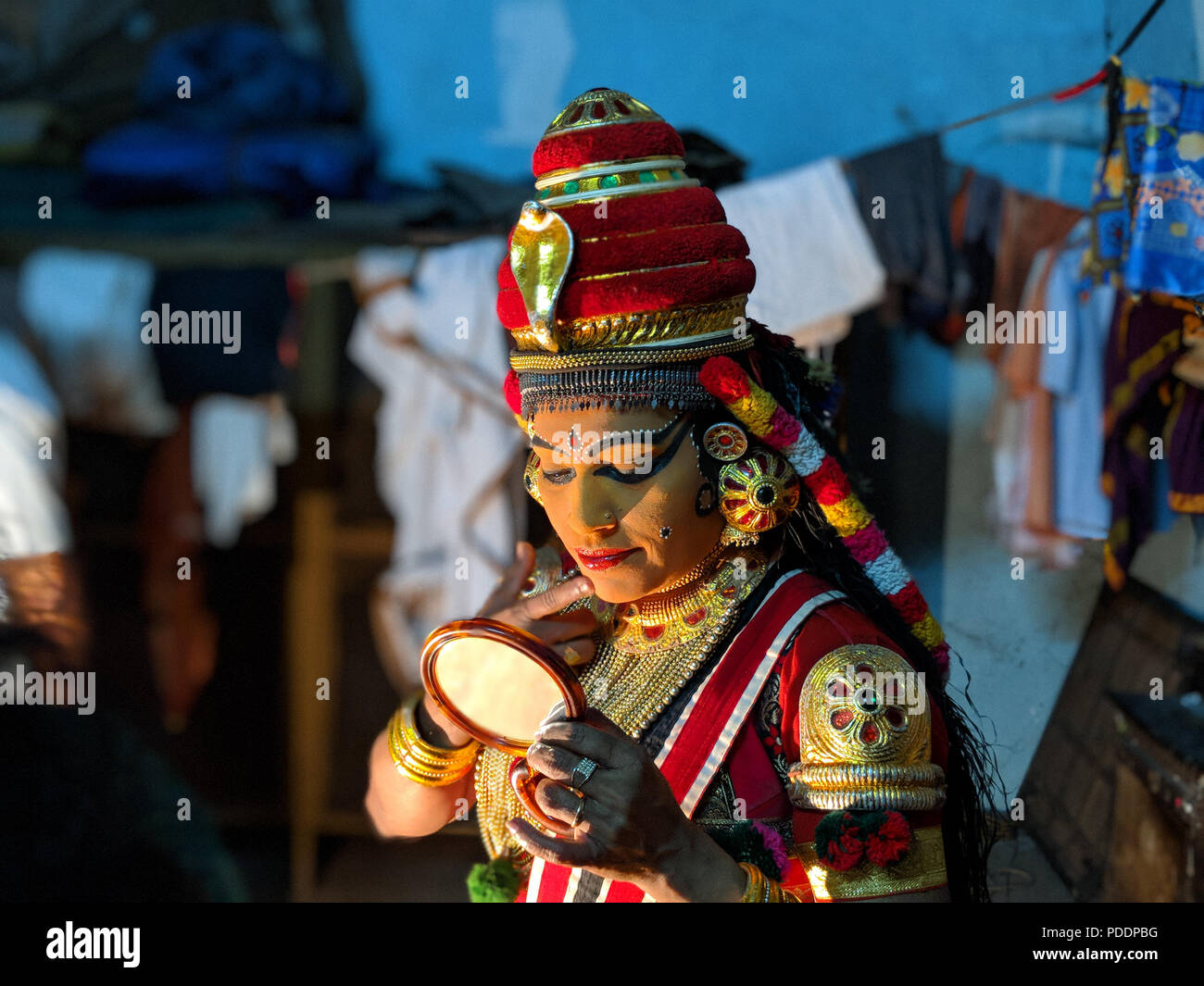 Kerala art forms hi-res stock photography and images - Alamy