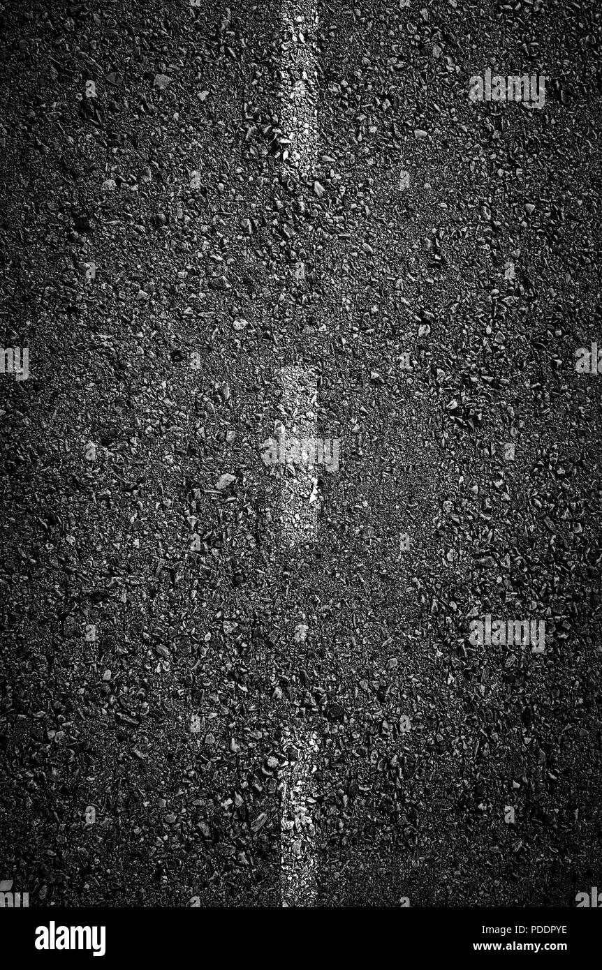 3D New asphalt texture with white dashed line Stock Photo - Alamy