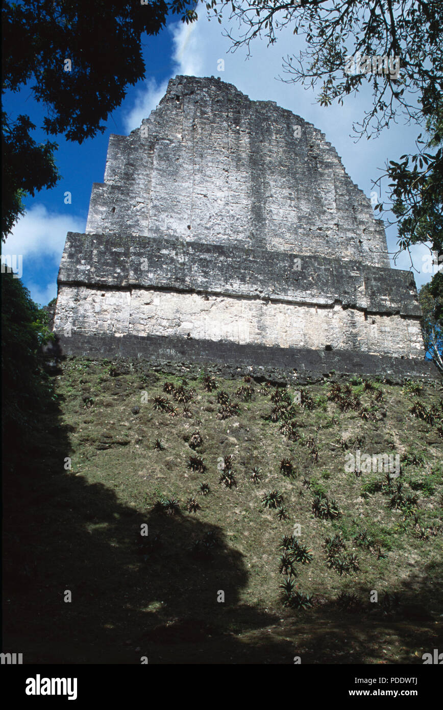 Temple of Inscriptions at Tikal in Guatemala Stock Photo - Alamy