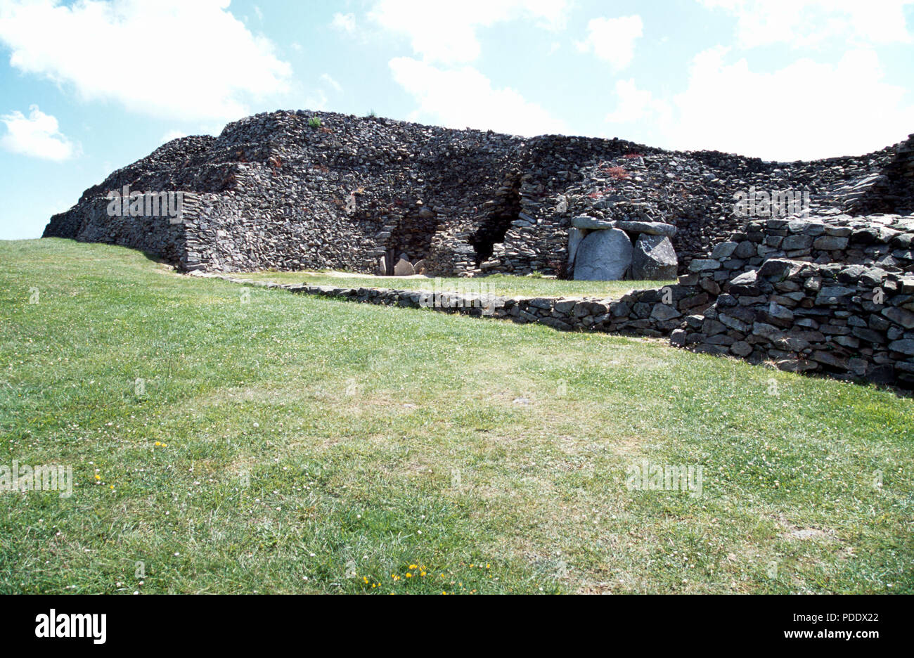 Great cairn of barnenez of Barnenez at bay of Morlaix, Brittany Stock ...