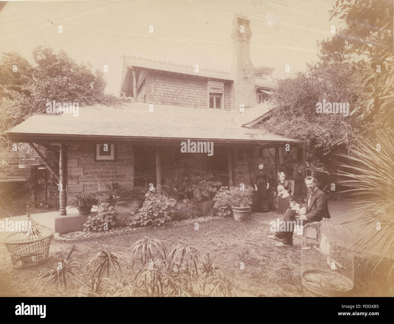 Bellevue cottage hi-res stock photography and images - Alamy