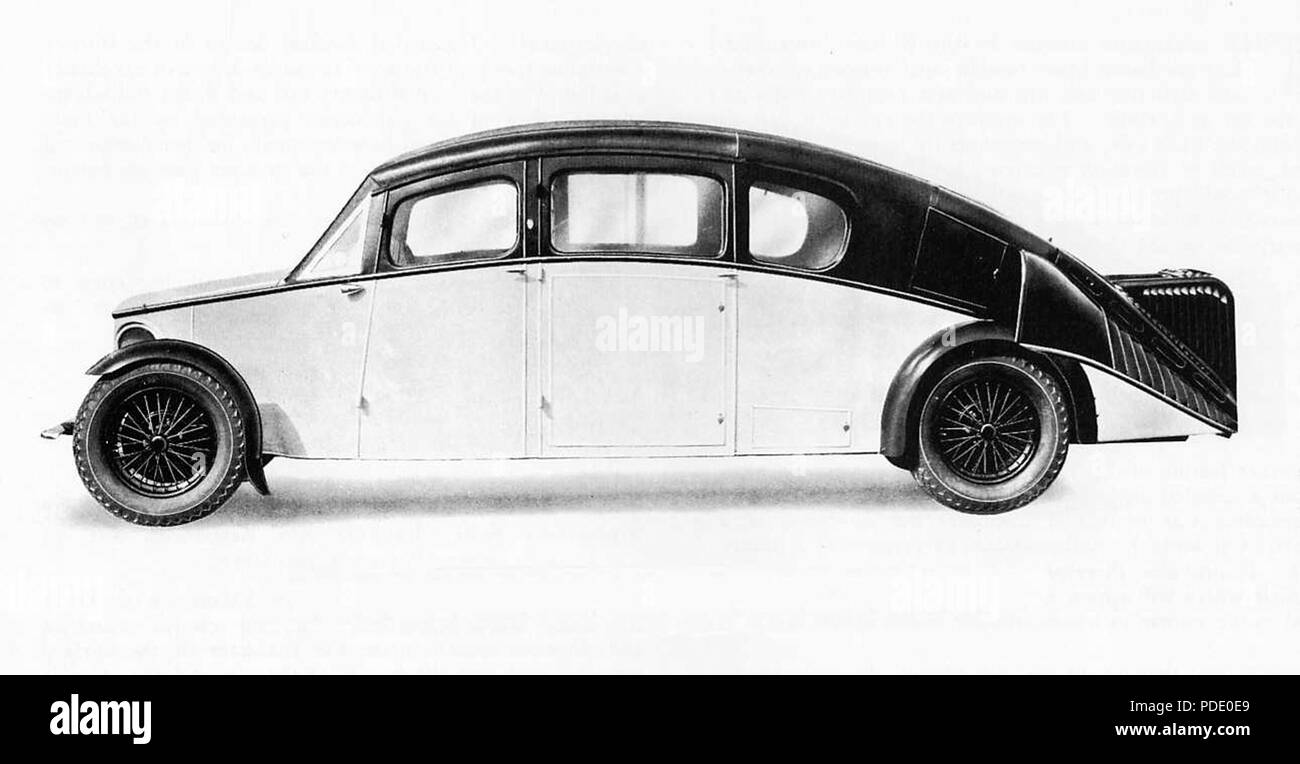 Fashion bonnet Black and White Stock Photos & Images - Alamy