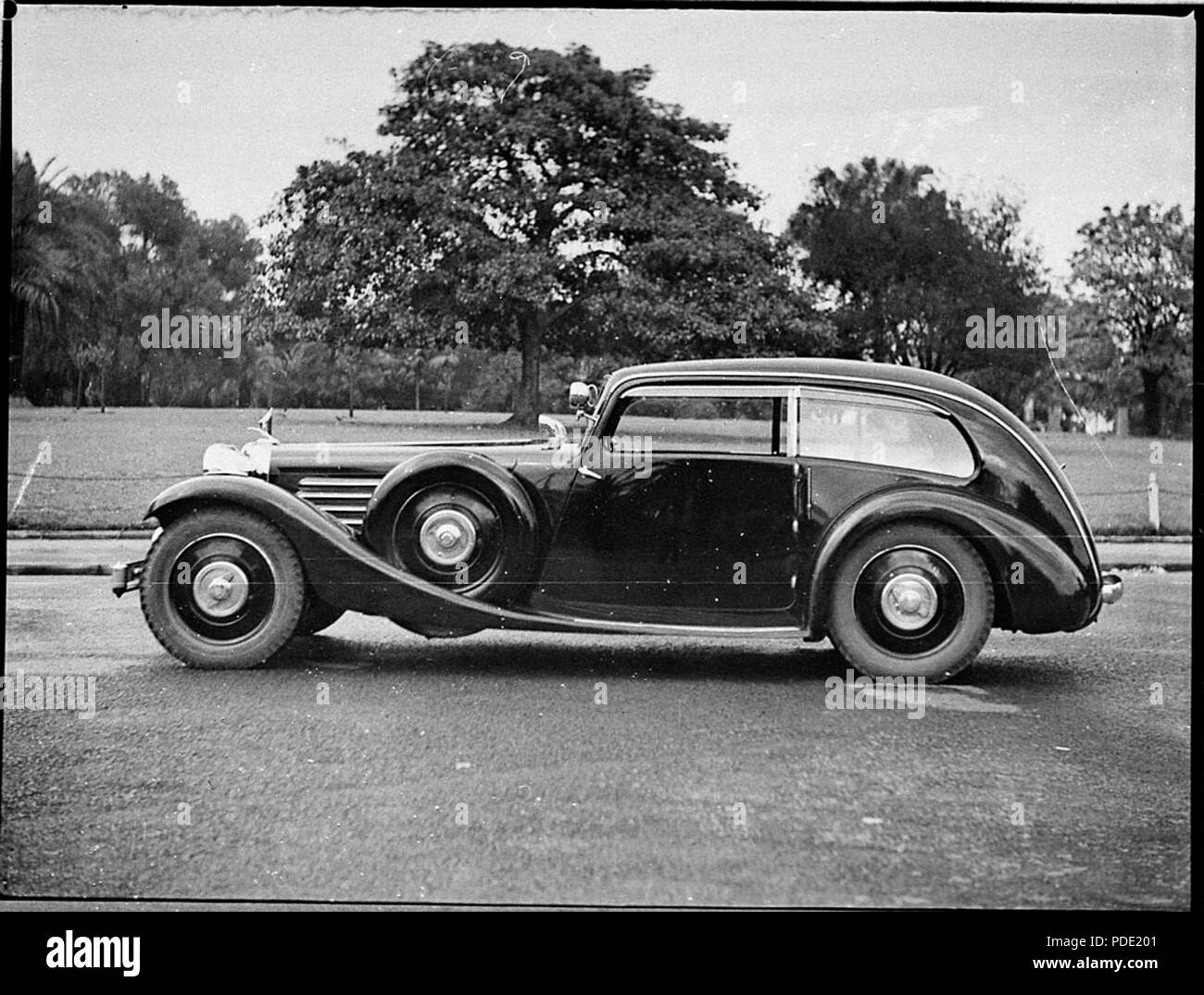 Ss1 swallow hi-res stock photography and images - Alamy