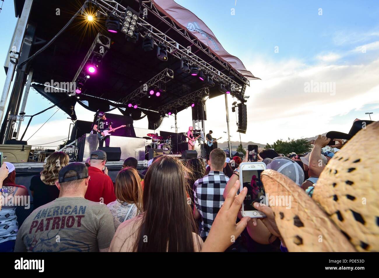 Give way across hi-res stock photography and images - Alamy