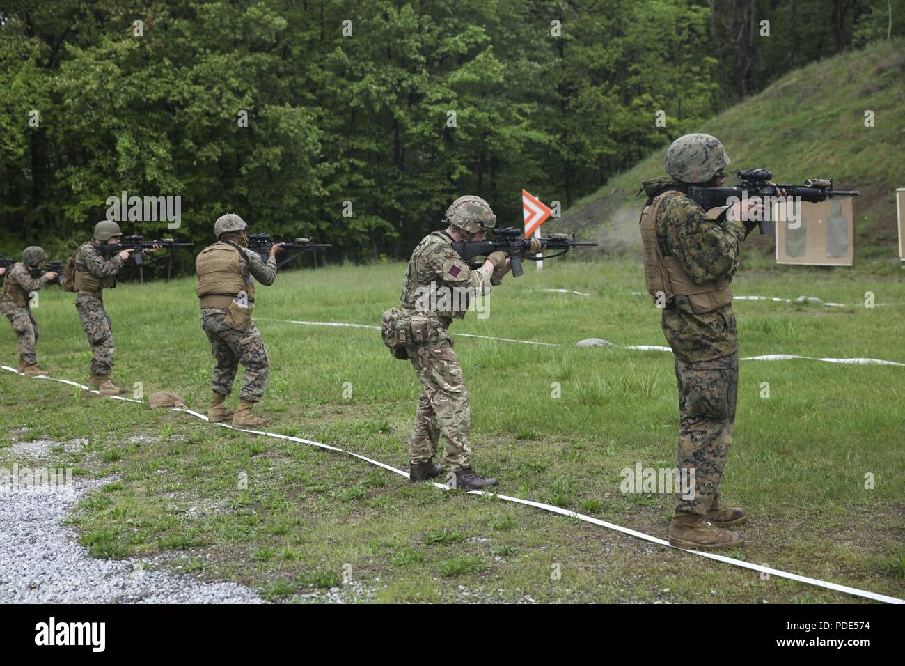U.S. Marines with 6th Engineer Support Battalion, 4th Marine Logistics ...