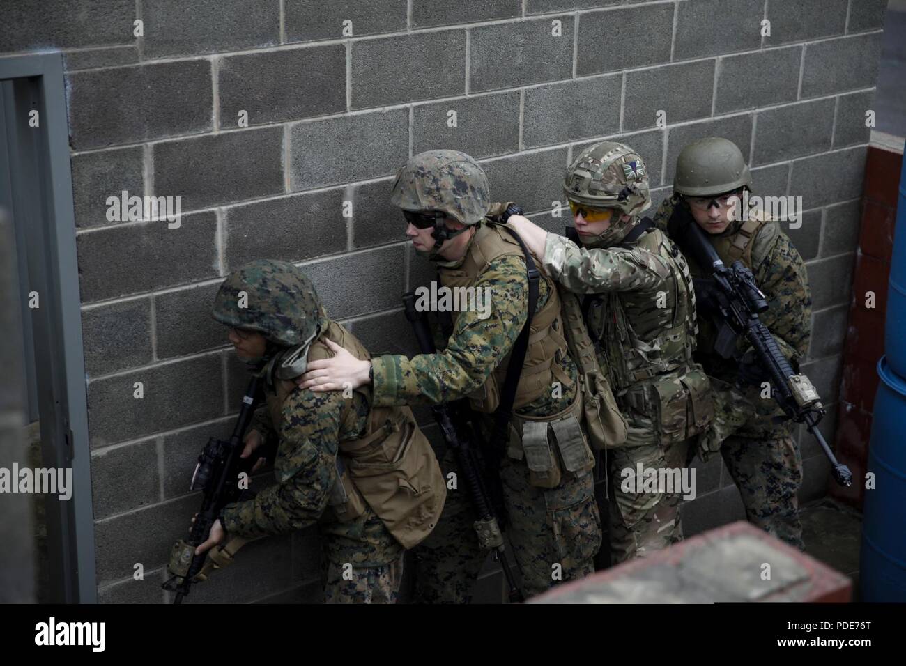 U.S. Marines with 6th Engineer Support Battalion, 4th Marine Logistics ...