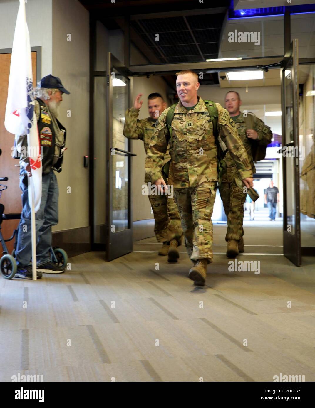 216th engineer detachment firefighting team hi-res stock photography ...