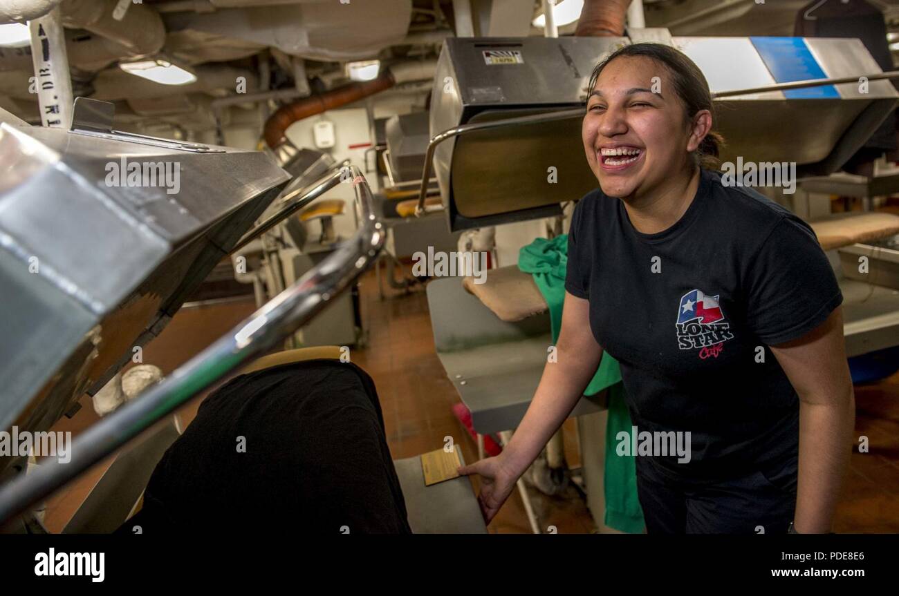 ATLANTIC OCEAN (May 16, 2018) Aviation Boatswain’s Mate (Handling ...