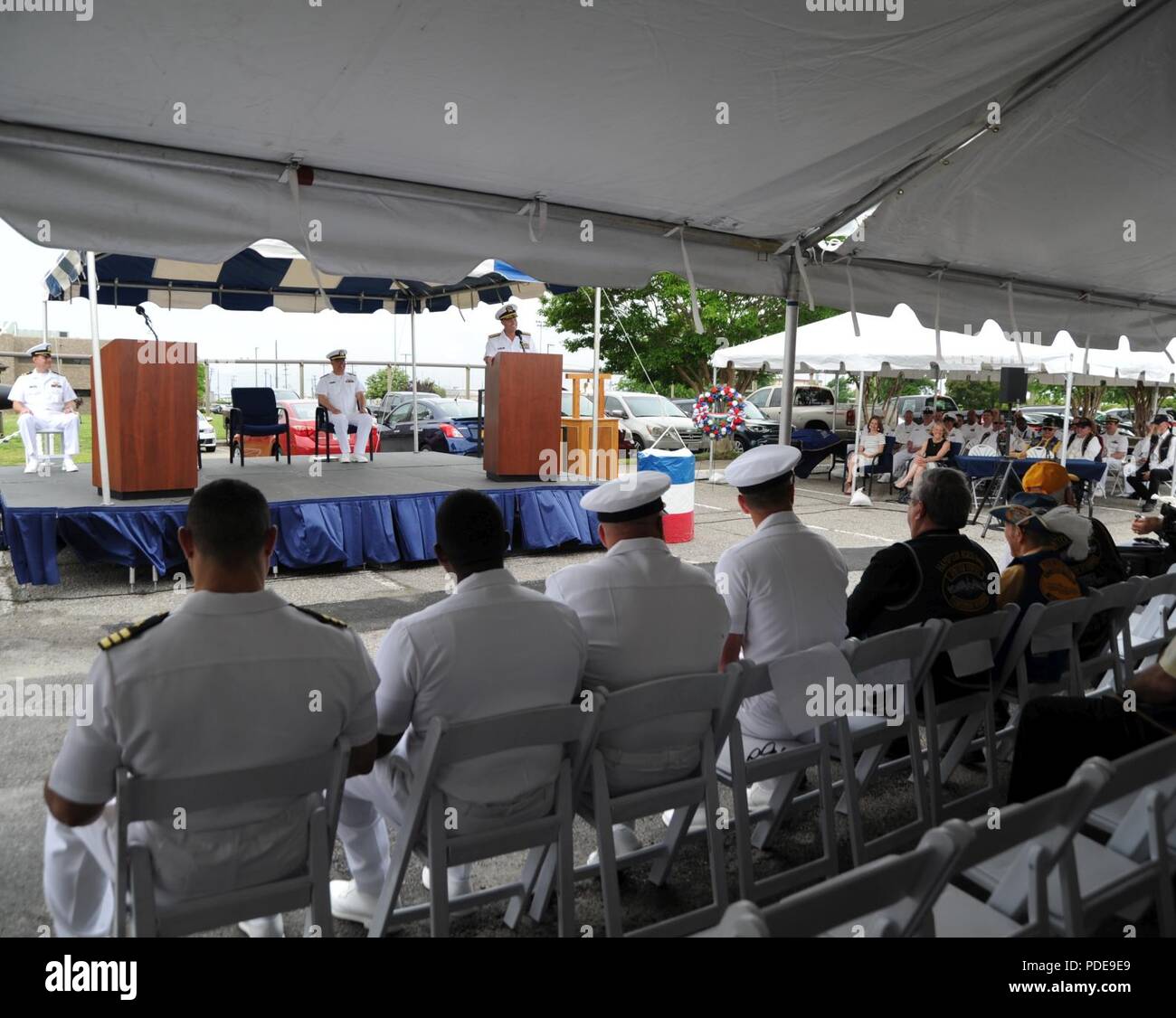 Submarine veterans, active duty submariners, family and friends attend ...